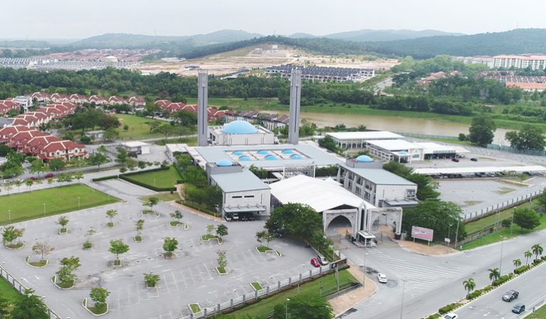 Masjid Puncak Alam Triplc Berhad